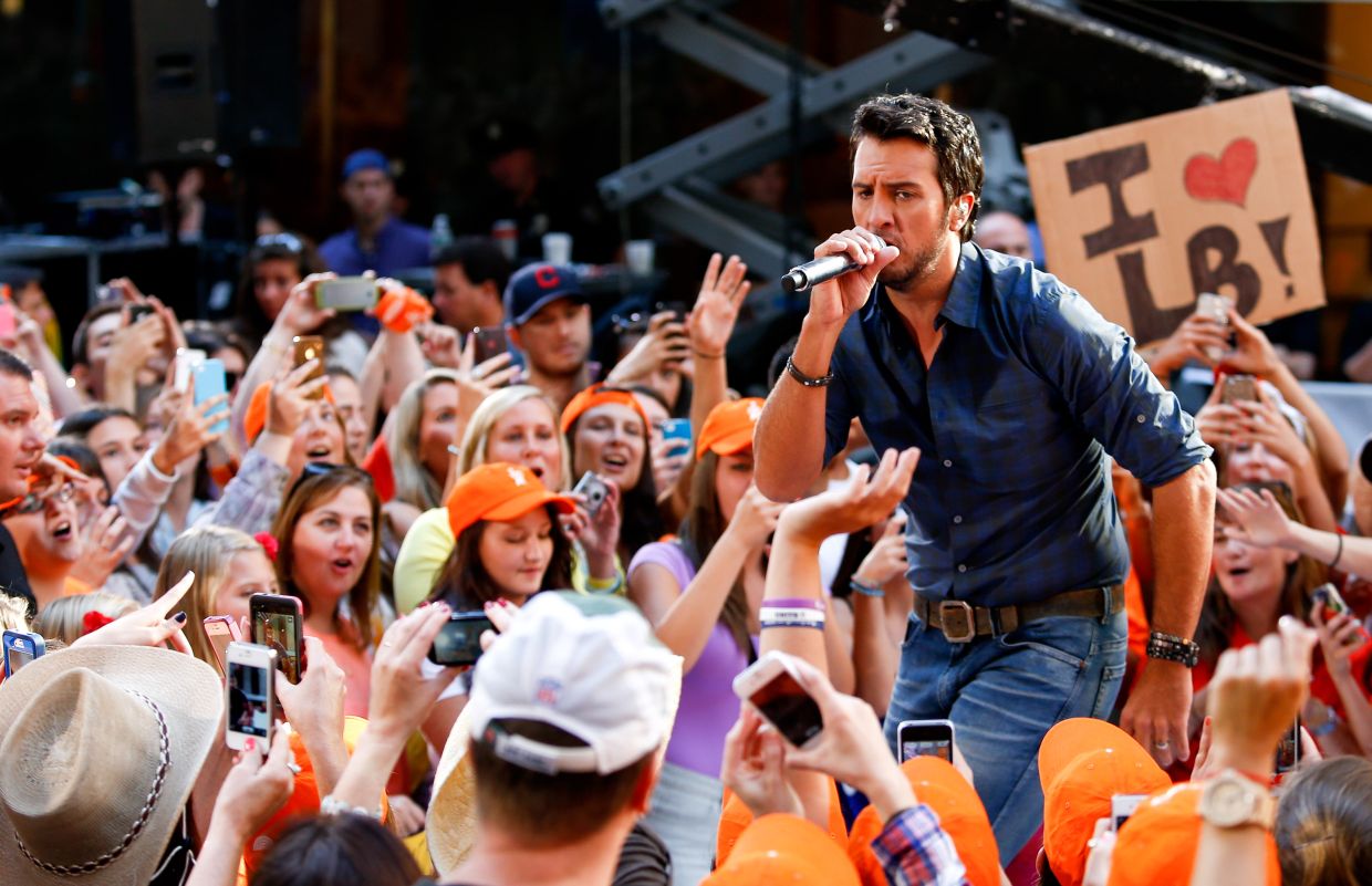Luke Bryan will sing National Anthem at Preds game Thursday night | The ...