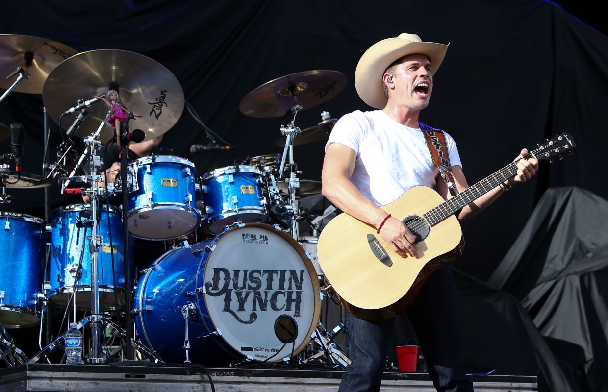 Dustin Lynch on Instagram Live | The Beaver FM